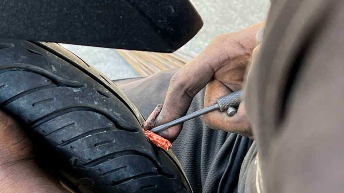 Kapan Harus Ganti Ban Motor Tubeless? Begini Batas Amannya