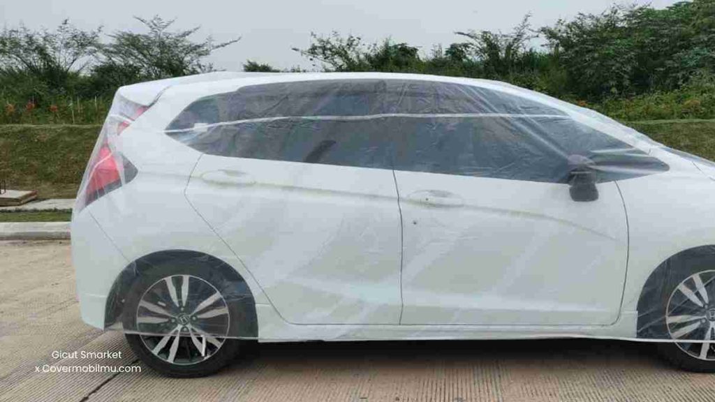 Rekomendasi Penutup Mobil BR-V 2025 Untuk Semua Model